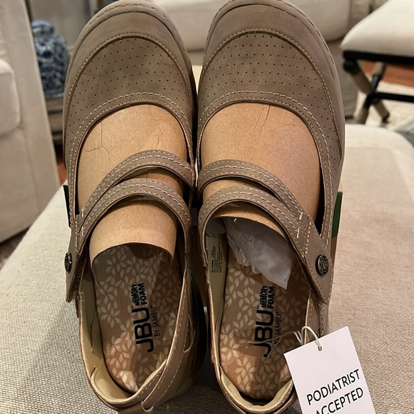 JBU | Shoes | Jbu Womens Fawn Casual Flat Taupe Mary Jane Shoenib85m ...